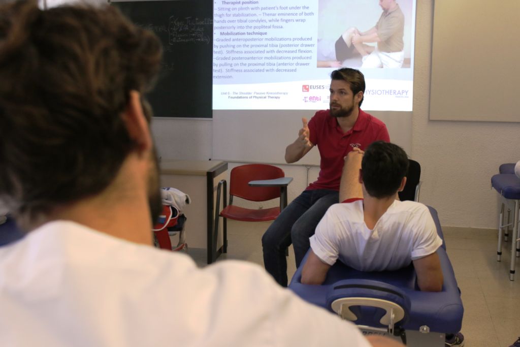 Why study physiotherapy? Choose the most innovative and high-quality ...